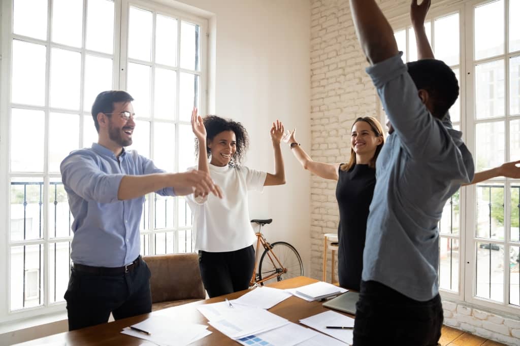 36 Phenomenal Employee Motivation Techniques for 2025!