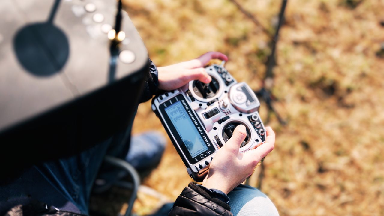 The Ultimate Beginner's Guide to FPV Drones Part 1: Learning To Fly