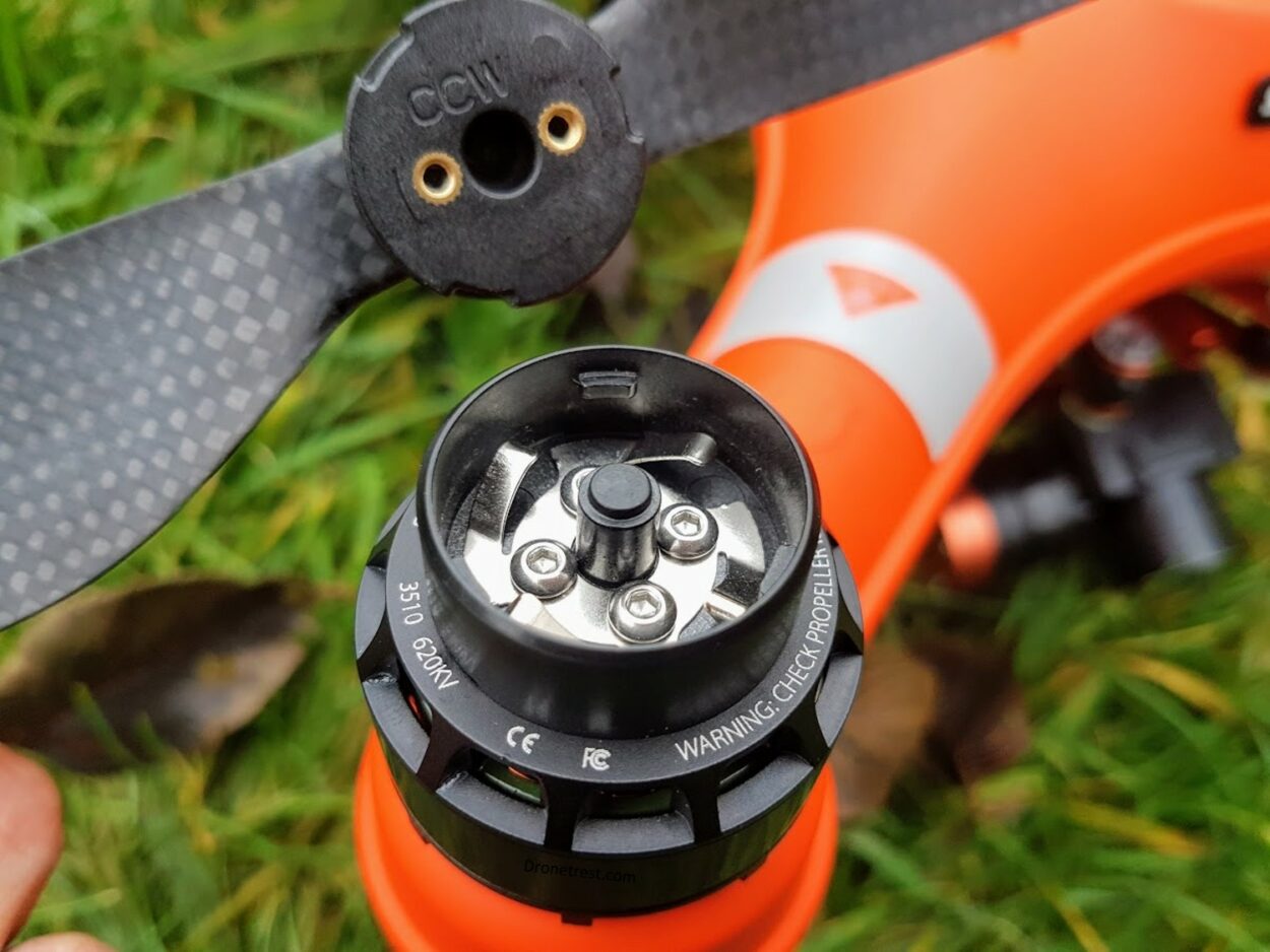 Swell Pro Splash Waterproof Drone Review 🌊