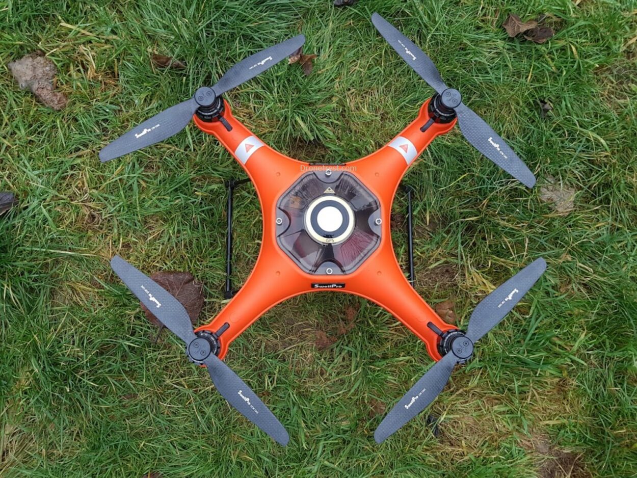 Swell Pro Splash Waterproof Drone Review 🌊