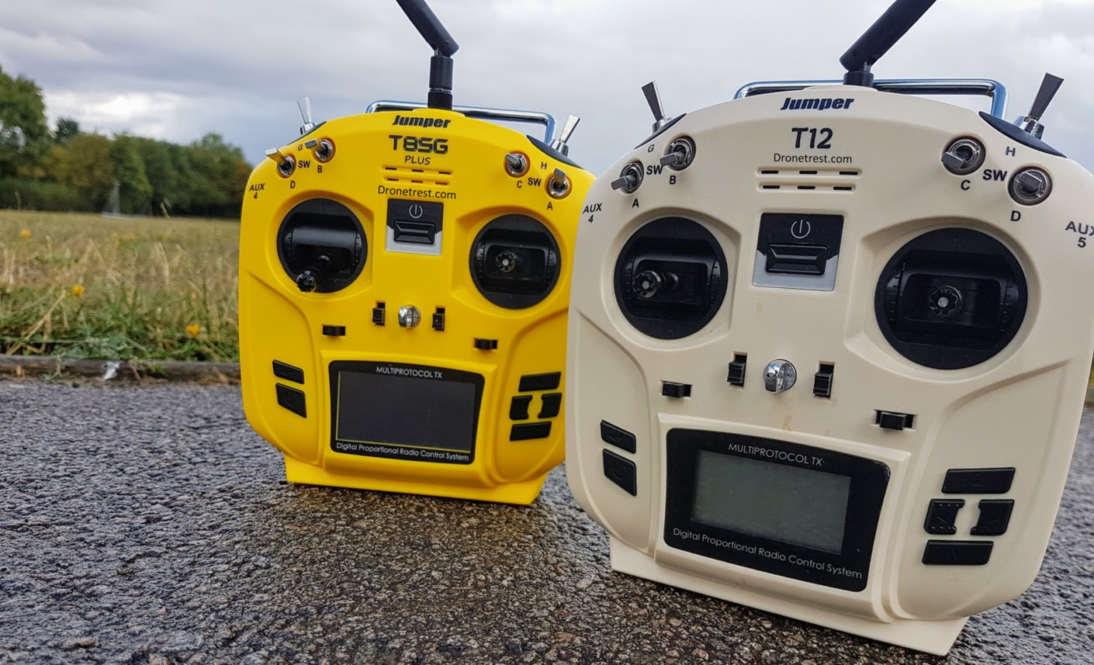 Jumper T12 Radio Review: OpenTX, but small... and cream coloured?